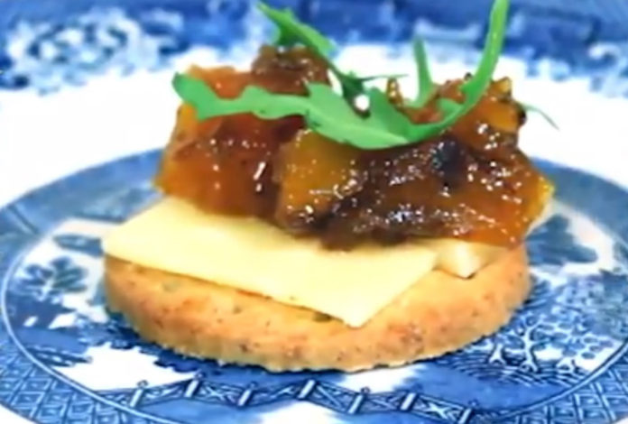 Video Recipe: Queen Weaver Ant Chutney - Ento Nation